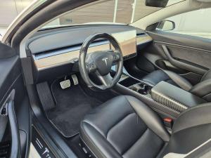 Balts Tesla Model 3 2019 Mažeikiai, ar dzinēja tilpumu 0.00 L un nobraukumu 178 tūkst. km par 13400 €, foto 8 vietnē AUTOMOTO.COM.LV