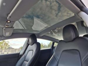 Balts Tesla Model 3 2019 Mažeikiai, ar dzinēja tilpumu 0.00 L un nobraukumu 178 tūkst. km par 13400 €, foto 15 vietnē AUTOMOTO.COM.LV