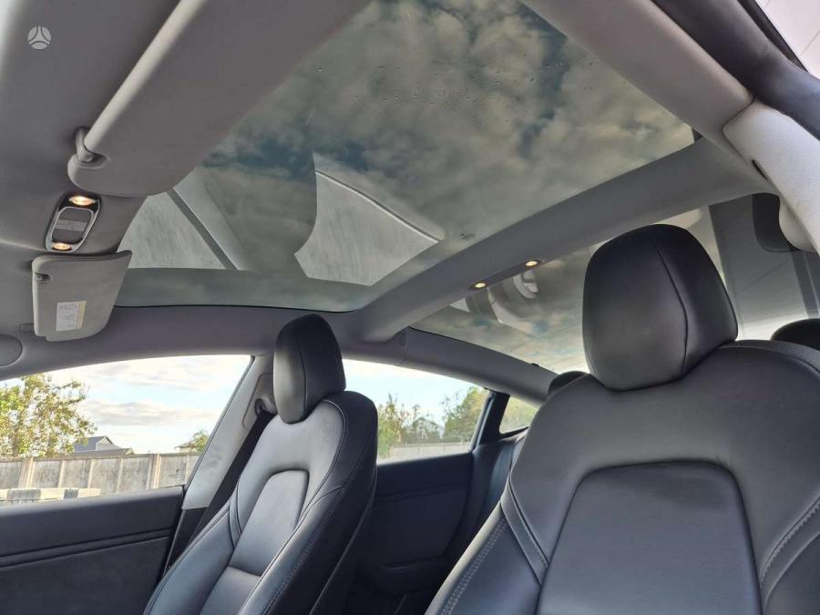 Balts Tesla Model 3 2019 Mažeikiai, ar dzinēja tilpumu 0.00 L un nobraukumu 178 tūkst. km par 13400 €, foto 15 vietnē AUTOMOTO.COM.LV