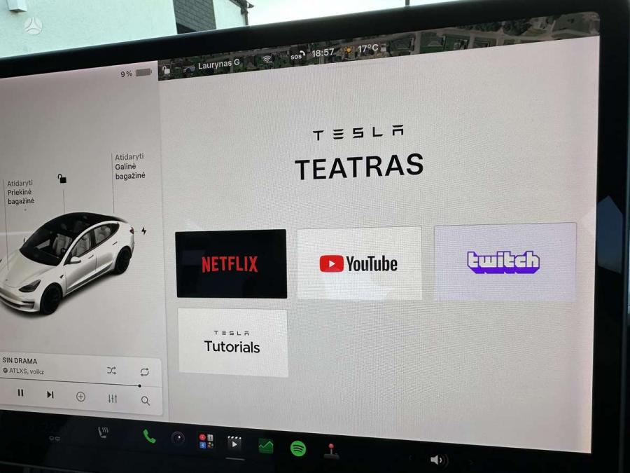 White Tesla Model 3 2019 in Vilnius, with an engine capacity of 0.00 L and mileage of 247 thousand km for 18200 €, photo 26 on AUTOMOTO.COM.LV