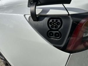 White Tesla Model 3 2019 in Vilnius, with an engine capacity of 0.00 L and mileage of 247 thousand km for 18200 €, photo 31 on AUTOMOTO.COM.LV