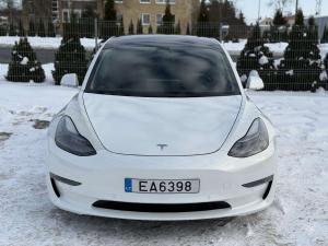 Balts Tesla Model 3 2020 Klaipėda, ar dzinēja tilpumu 0.00 L un nobraukumu 104 tūkst. km par 9199 €, foto 2 vietnē AUTOMOTO.COM.LV
