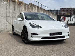 White Tesla Model 3 2020 in Vilnius, with an engine capacity of 0.00 L and mileage of 171 thousand km for 17200 €, photo 6 on AUTOMOTO.COM.LV