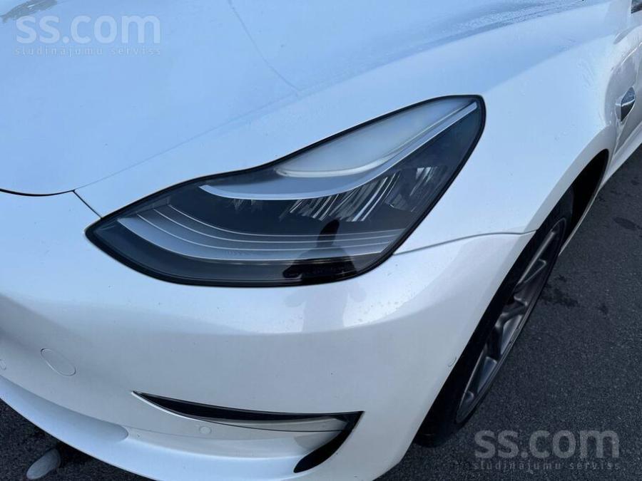 Белый Тесла Модель 3 2020 в Рига, объемом двигателя 0.00 л и пробегом 0 тыс. км за 21999 €, фото 6 на AUTOMOTO.COM.LV