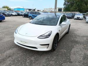 White Tesla Model 3 2020 in Marijampole, with an engine capacity of 0.00 L and mileage of 146 thousand km for 12400 €, photo  on AUTOMOTO.COM.LV