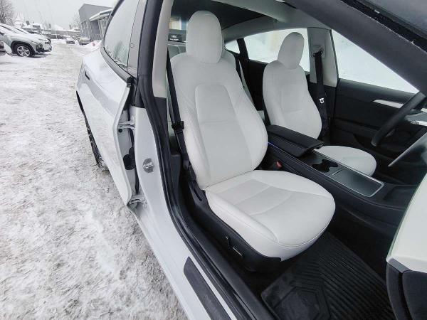 Balts Tesla Model 3 2021 Šauļi, ar dzinēja tilpumu 0.00 L un nobraukumu 125 tūkst. km par 17900 €, foto 11 vietnē AUTOMOTO.COM.LV