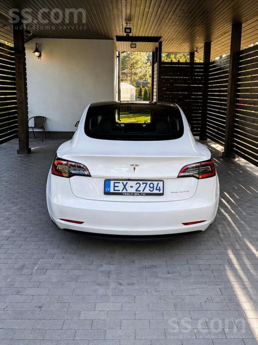 Balts Tesla Model 3 2021 Rīga, ar dzinēja tilpumu 0.00 L un nobraukumu 118 tūkst. km par 22500 €, foto 9 vietnē AUTOMOTO.COM.LV