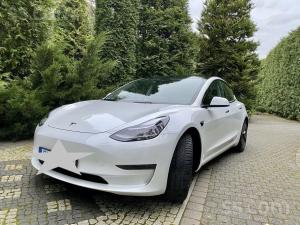 Balts Tesla Model 3 2021 Rīga, ar dzinēja tilpumu 0.00 L un nobraukumu 82 tūkst. km par 25500 €, foto 3 vietnē AUTOMOTO.COM.LV
