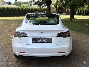 Balts Tesla Model 3 2021 Marijampole, ar dzinēja tilpumu 0.00 L un nobraukumu 100 tūkst. km par 23500 €, foto 7 vietnē AUTOMOTO.COM.LV