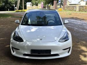 Balts Tesla Model 3 2021 Marijampole, ar dzinēja tilpumu 0.00 L un nobraukumu 100 tūkst. km par 23500 €, foto 9 vietnē AUTOMOTO.COM.LV