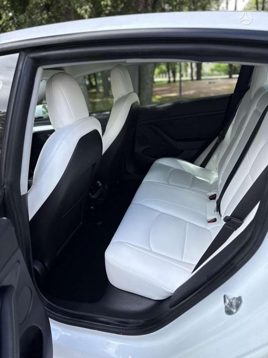 Balts Tesla Model 3 2021 Marijampole, ar dzinēja tilpumu 0.00 L un nobraukumu 100 tūkst. km par 23500 €, foto 12 vietnē AUTOMOTO.COM.LV