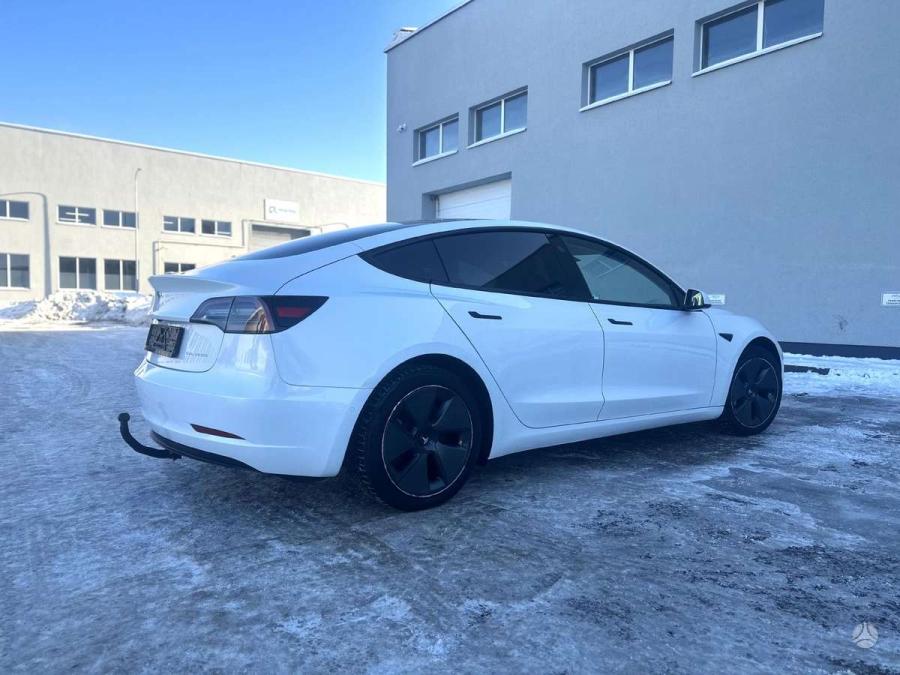 Balts Tesla Model 3 2022 Marijampole, ar dzinēja tilpumu 0.00 L un nobraukumu 94 tūkst. km par 23400 €, foto 7 vietnē AUTOMOTO.COM.LV