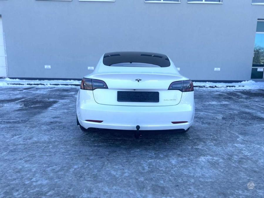 Balts Tesla Model 3 2022 Marijampole, ar dzinēja tilpumu 0.00 L un nobraukumu 94 tūkst. km par 23400 €, foto 8 vietnē AUTOMOTO.COM.LV