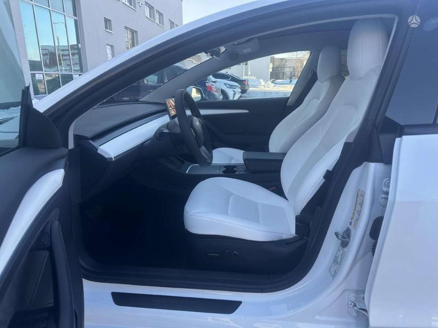 Balts Tesla Model 3 2022 Marijampole, ar dzinēja tilpumu 0.00 L un nobraukumu 94 tūkst. km par 23400 €, foto 15 vietnē AUTOMOTO.COM.LV
