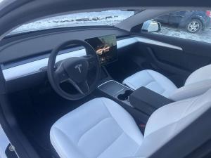 Balts Tesla Model 3 2022 Marijampole, ar dzinēja tilpumu 0.00 L un nobraukumu 94 tūkst. km par 23400 €, foto 16 vietnē AUTOMOTO.COM.LV