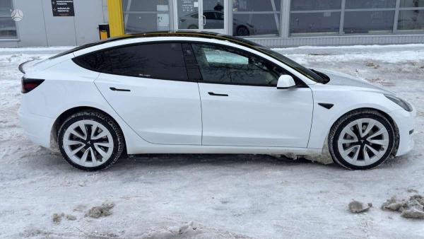 Balts Tesla Model 3 2022 Kauņa, ar dzinēja tilpumu 0.00 L un nobraukumu 80 tūkst. km par 22500 €, foto 8 vietnē AUTOMOTO.COM.LV