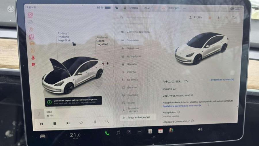 Balts Tesla Model 3 2023 Jonava, ar dzinēja tilpumu 0.00 L un nobraukumu 138 tūkst. km par 7950 €, foto 19 vietnē AUTOMOTO.COM.LV