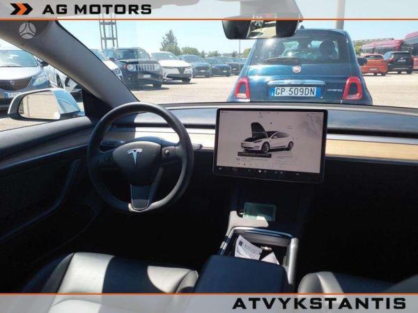 Balts Tesla Model 3 2023 Viļņa, ar dzinēja tilpumu 0.00 L un nobraukumu 69 tūkst. km par 30900 €, foto 2 vietnē AUTOMOTO.COM.LV