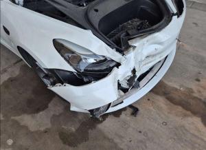 Balts Tesla Model 3 2023 Klaipėda, ar dzinēja tilpumu 0.00 L un nobraukumu 38 tūkst. km par 7700 €, foto 14 vietnē AUTOMOTO.COM.LV