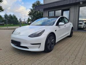 Balts Tesla Model 3 2023 Šauļi, ar dzinēja tilpumu 0.00 L un nobraukumu 88 tūkst. km par 30900 €, foto 3 vietnē AUTOMOTO.COM.LV