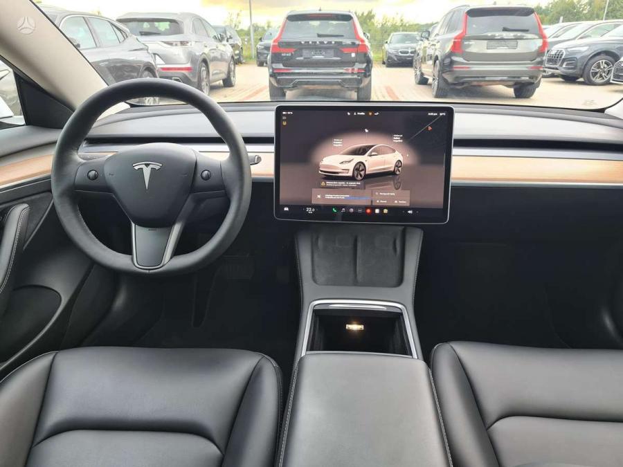 Balts Tesla Model 3 2023 Šauļi, ar dzinēja tilpumu 0.00 L un nobraukumu 88 tūkst. km par 30900 €, foto 12 vietnē AUTOMOTO.COM.LV