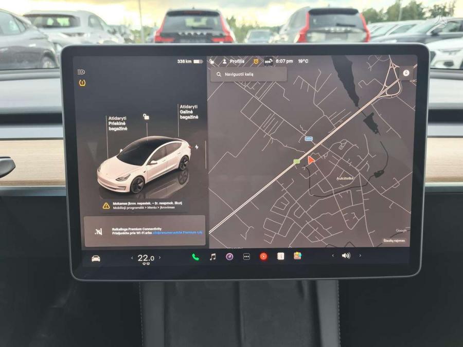 Balts Tesla Model 3 2023 Šauļi, ar dzinēja tilpumu 0.00 L un nobraukumu 88 tūkst. km par 30900 €, foto 24 vietnē AUTOMOTO.COM.LV