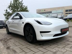White Tesla Model 3 2023 in Riga, with an engine capacity of 0.00 L and mileage of 60 thousand km for 28900 €, photo 7 on AUTOMOTO.COM.LV