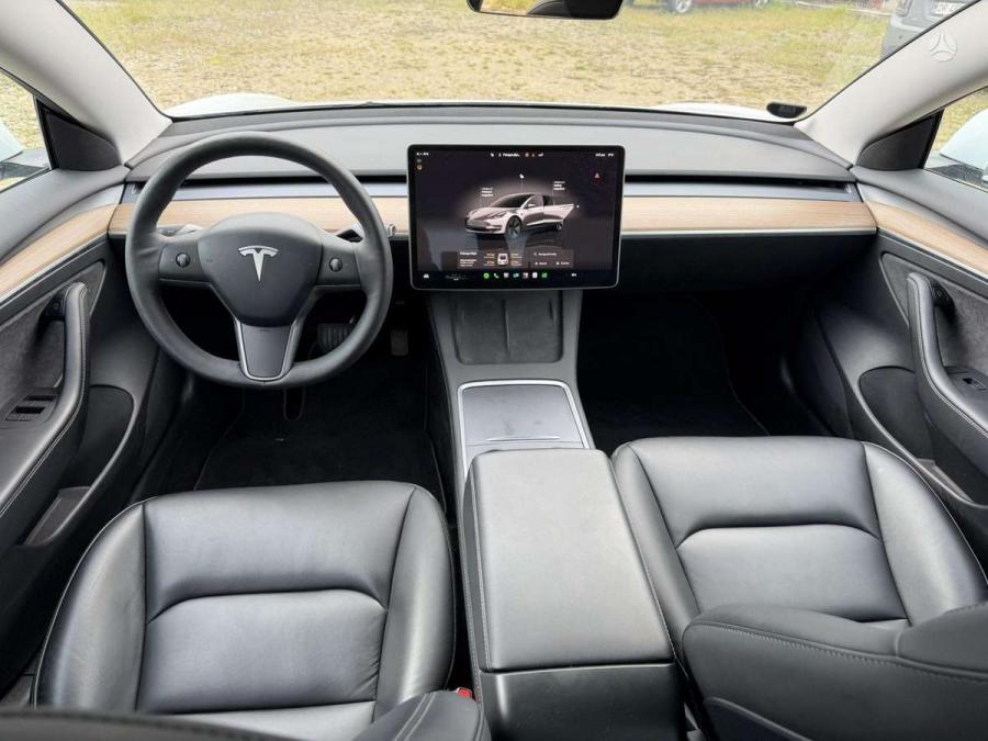 Balts Tesla Model 3 2023 Panevēža, ar dzinēja tilpumu 0.00 L un nobraukumu 112 tūkst. km par 19360 €, foto 9 vietnē AUTOMOTO.COM.LV