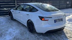 Balts Tesla Model 3 2024 Jonava, ar dzinēja tilpumu 0.00 L un nobraukumu 87 tūkst. km par 12900 €, foto 5 vietnē AUTOMOTO.COM.LV