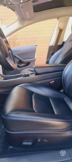Balts Tesla Model 3 2019 Viļņa, ar dzinēja tilpumu 0.00 L un nobraukumu 277 tūkst. km par 15500 €, foto 7 vietnē AUTOMOTO.COM.LV
