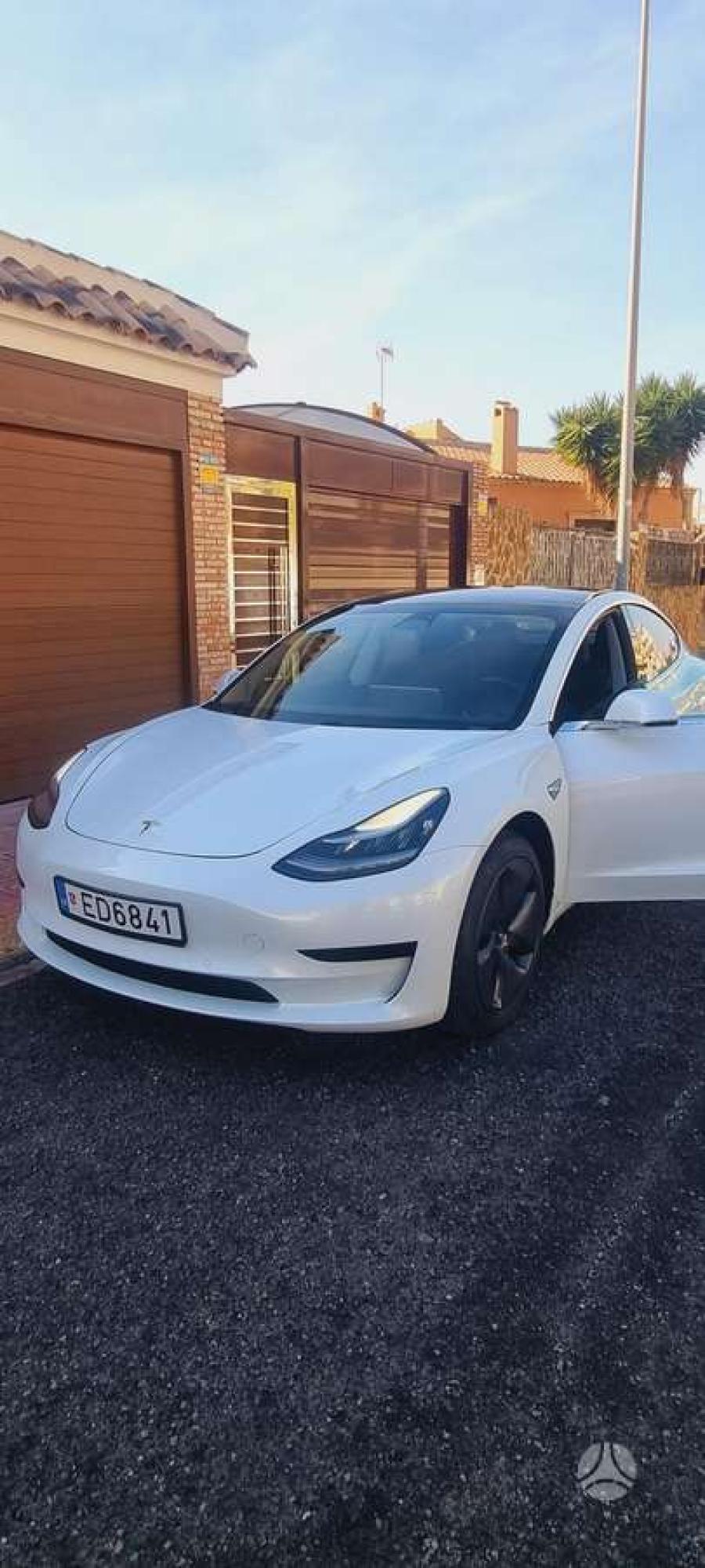 Balts Tesla Model 3 2019 Viļņa, ar dzinēja tilpumu 0.00 L un nobraukumu 277 tūkst. km par 15500 €, foto 13 vietnē AUTOMOTO.COM.LV