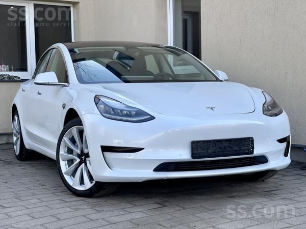 Balts Tesla Model 3 2019 Rīga, ar dzinēja tilpumu 0.00 L un nobraukumu 0 tūkst. km par 17500 €, foto 1 vietnē AUTOMOTO.COM.LV