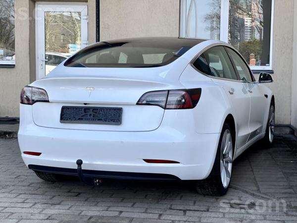 Balts Tesla Model 3 2019 Rīga, ar dzinēja tilpumu 0.00 L un nobraukumu 0 tūkst. km par 17500 €, foto 4 vietnē AUTOMOTO.COM.LV