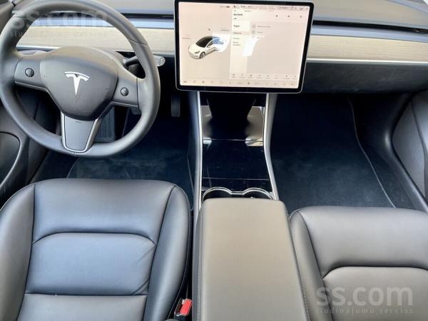 Balts Tesla Model 3 2019 Rīga, ar dzinēja tilpumu 0.00 L un nobraukumu 0 tūkst. km par 17500 €, foto 5 vietnē AUTOMOTO.COM.LV