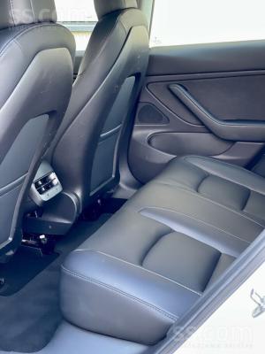 Balts Tesla Model 3 2019 Rīga, ar dzinēja tilpumu 0.00 L un nobraukumu 0 tūkst. km par 17500 €, foto 8 vietnē AUTOMOTO.COM.LV