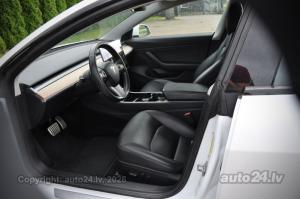White Tesla Model 3 2019 in Turi, with an engine capacity of 0.00 L and mileage of 145 thousand km for 22999 €, photo 6 on AUTOMOTO.COM.LV