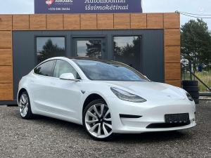Balts Tesla Model 3 2019 Kauņa, ar dzinēja tilpumu 0.00 L un nobraukumu 154 tūkst. km par 16999 €, foto  vietnē AUTOMOTO.COM.LV