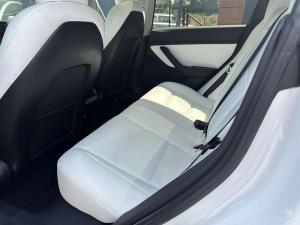 Balts Tesla Model 3 2019 Kauņa, ar dzinēja tilpumu 0.00 L un nobraukumu 154 tūkst. km par 16999 €, foto 13 vietnē AUTOMOTO.COM.LV