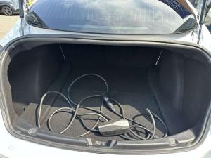 Balts Tesla Model 3 2019 Kauņa, ar dzinēja tilpumu 0.00 L un nobraukumu 154 tūkst. km par 16999 €, foto 14 vietnē AUTOMOTO.COM.LV