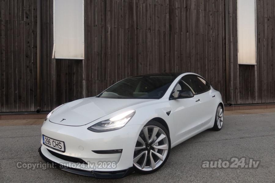 White Tesla Model 3 2019 in Tallinn, with an engine capacity of 0.00 L and mileage of 90 thousand km for 24400 €, photo 1 on AUTOMOTO.COM.LV