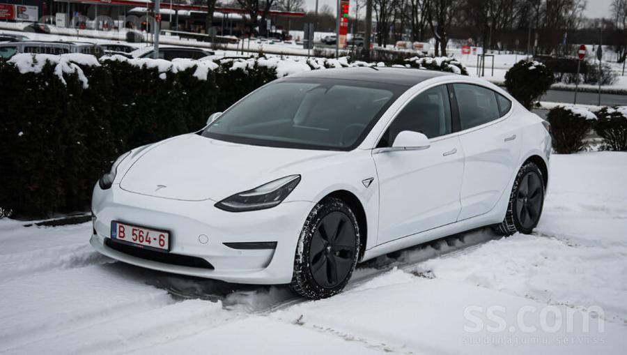 Balts Tesla Model 3 2020 Rīga, ar dzinēja tilpumu 0.00 L un nobraukumu 153 tūkst. km par 19950 €, foto 1 vietnē AUTOMOTO.COM.LV