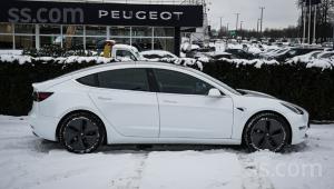 Balts Tesla Model 3 2020 Rīga, ar dzinēja tilpumu 0.00 L un nobraukumu 153 tūkst. km par 19950 €, foto 5 vietnē AUTOMOTO.COM.LV