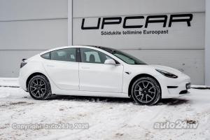 White Tesla Model 3 2020 in Parnu, with an engine capacity of 0.00 L and mileage of 106 thousand km for 17900 €, photo 2 on AUTOMOTO.COM.LV