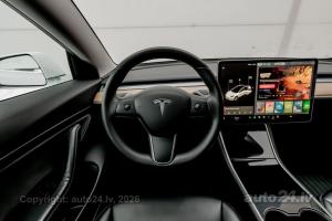 White Tesla Model 3 2020 in Parnu, with an engine capacity of 0.00 L and mileage of 106 thousand km for 17900 €, photo 18 on AUTOMOTO.COM.LV