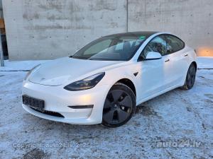 White Tesla Model 3 2020 in Viljandi, with an engine capacity of 0.00 L and mileage of 113 thousand km for 23800 €, photo 3 on AUTOMOTO.COM.LV