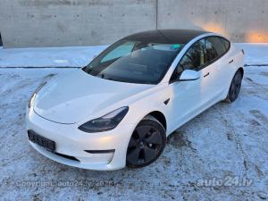 White Tesla Model 3 2020 in Viljandi, with an engine capacity of 0.00 L and mileage of 113 thousand km for 23800 €, photo 27 on AUTOMOTO.COM.LV