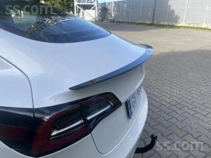 Белый Тесла Модель 3 2020 в Рига, объемом двигателя 0.00 л и пробегом 95 тыс. км за 19999 €, фото 6 на AUTOMOTO.COM.LV