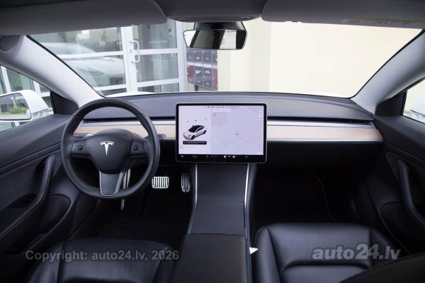 Белый Тесла Модель 3 2020 в Таллин, объемом двигателя 0.00 л и пробегом 125 тыс. км за 18980 €, фото 9 на AUTOMOTO.COM.LV