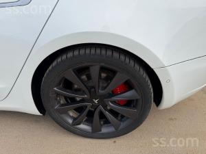 Balts Tesla Model 3 2020 Jēkabpils, ar dzinēja tilpumu 0.00 L un nobraukumu 159 tūkst. km par 21950 €, foto 16 vietnē AUTOMOTO.COM.LV