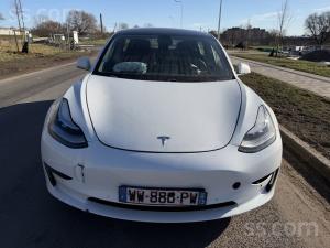 Balts Tesla Model 3 2020 Jelgava, ar dzinēja tilpumu 0.00 L un nobraukumu 99 tūkst. km par 12500 €, foto 3 vietnē AUTOMOTO.COM.LV